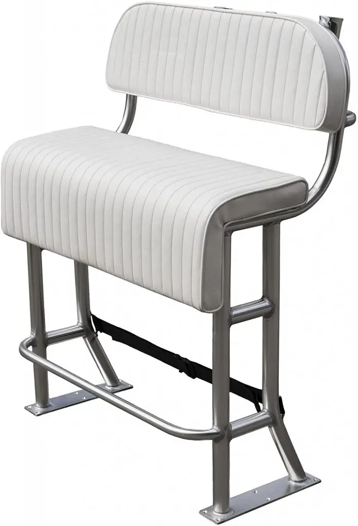 Complete Guide to Leaning Posts for Boats [What Are They For?]